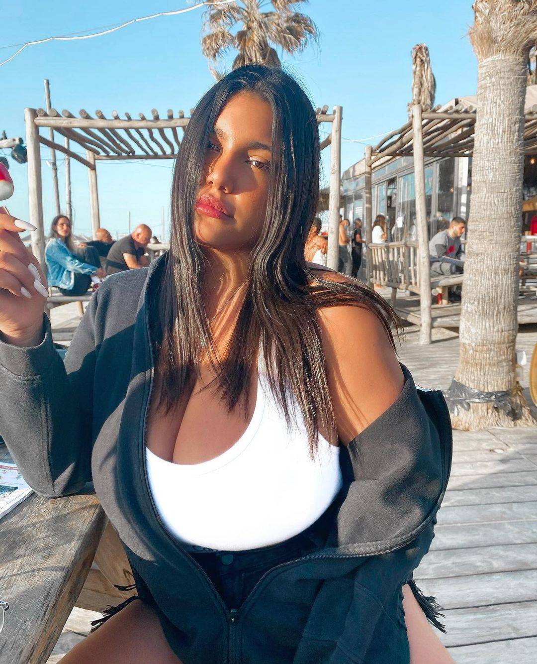 Overflowing | Scrolller