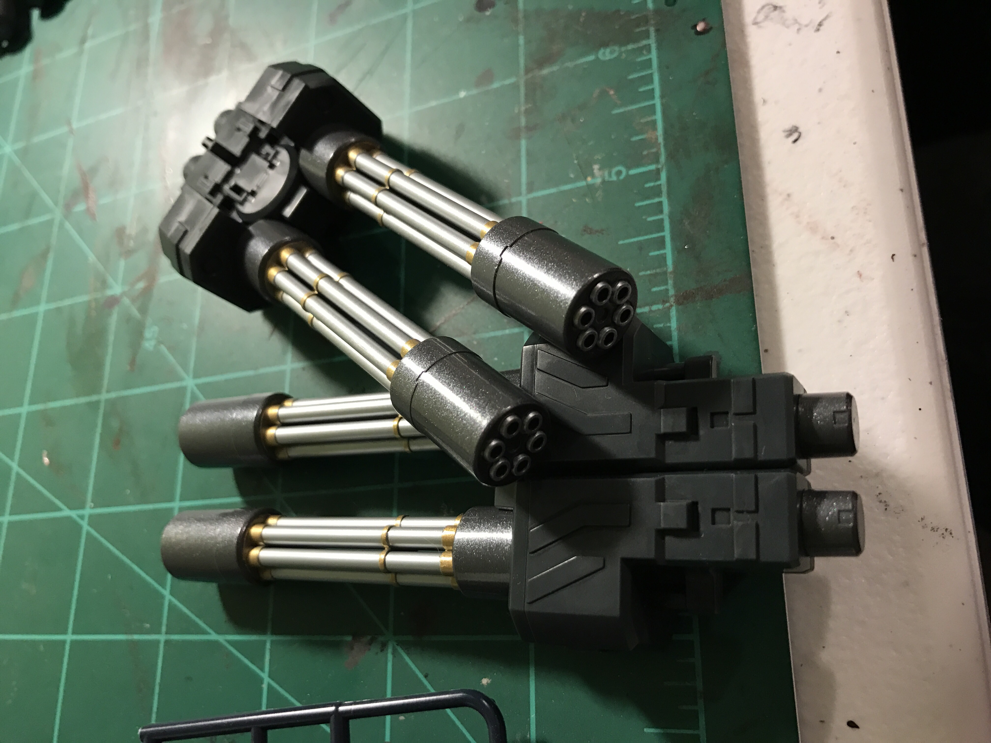 P Bandai MG Heavy Arms gatling guns | Scrolller