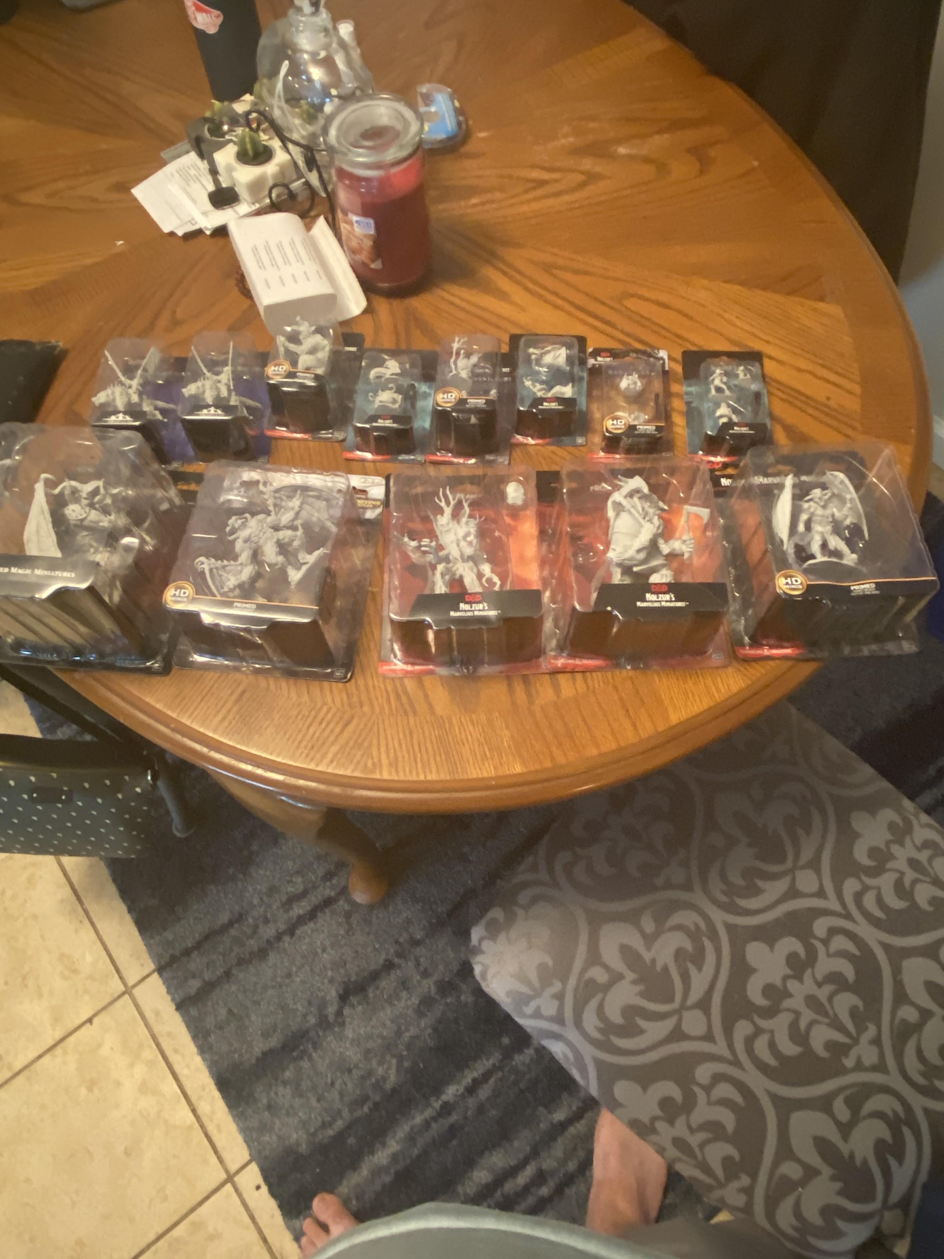 Package just arrived. I’m about to go hog wild | Scrolller