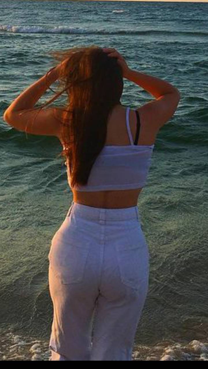 Pantylines | Scrolller