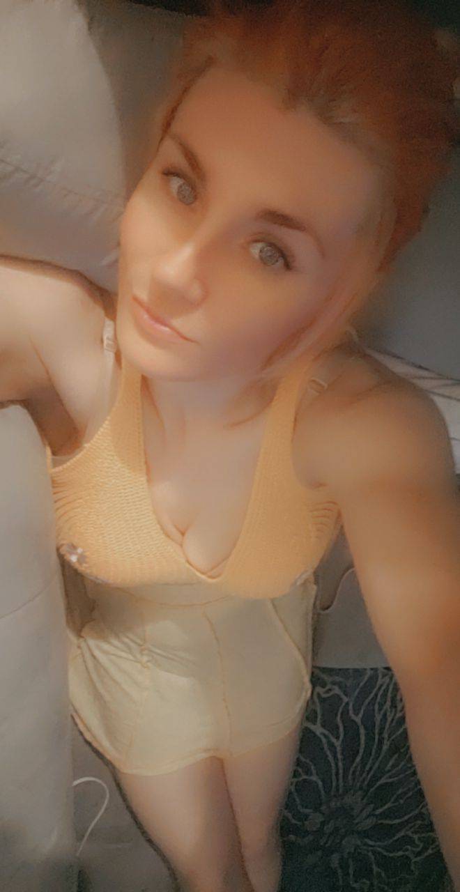 Paradise by the kitchen light | Scrolller