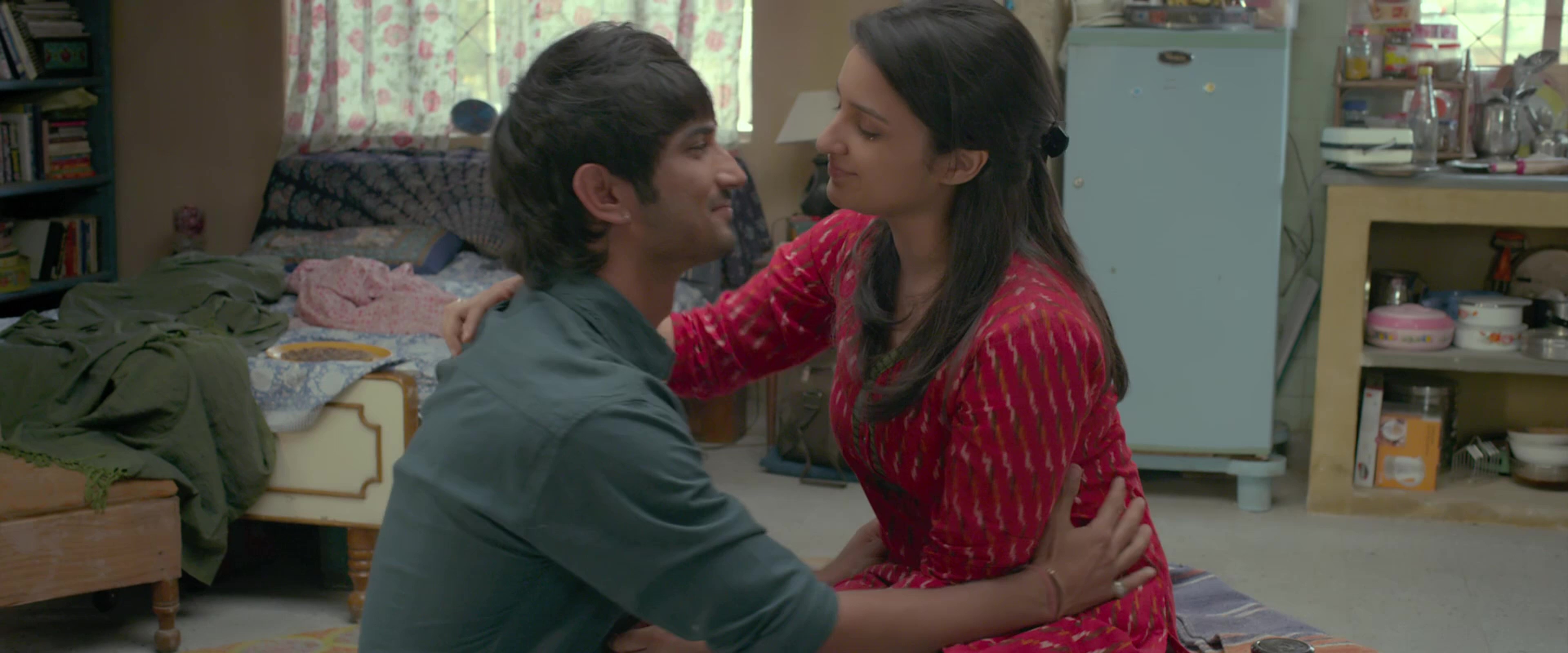 Parineeti Chopra Hot Kiss - Shuddh Desi Romance - HD | Scrolller