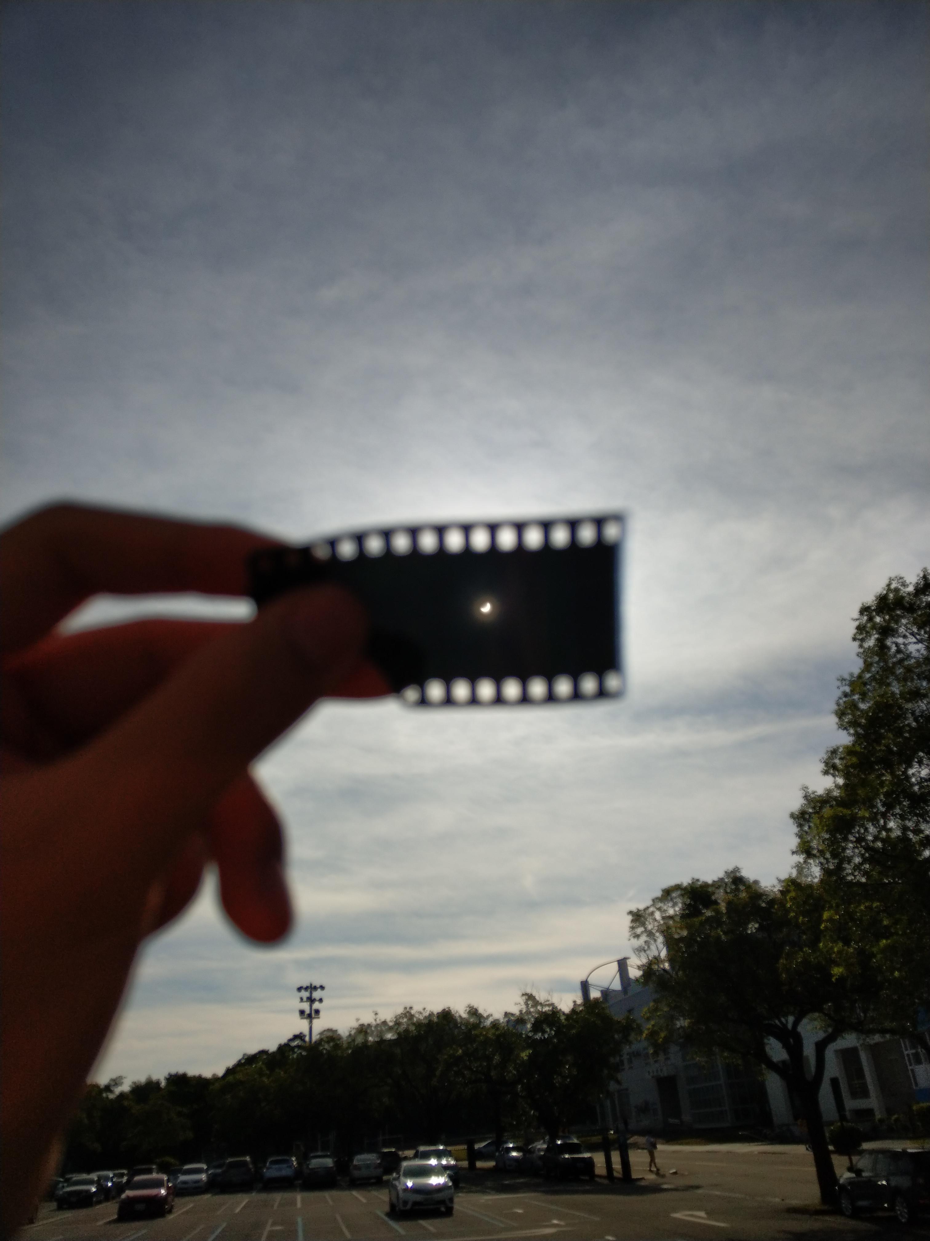 Partial solar eclipse in Hsinchu | Scrolller