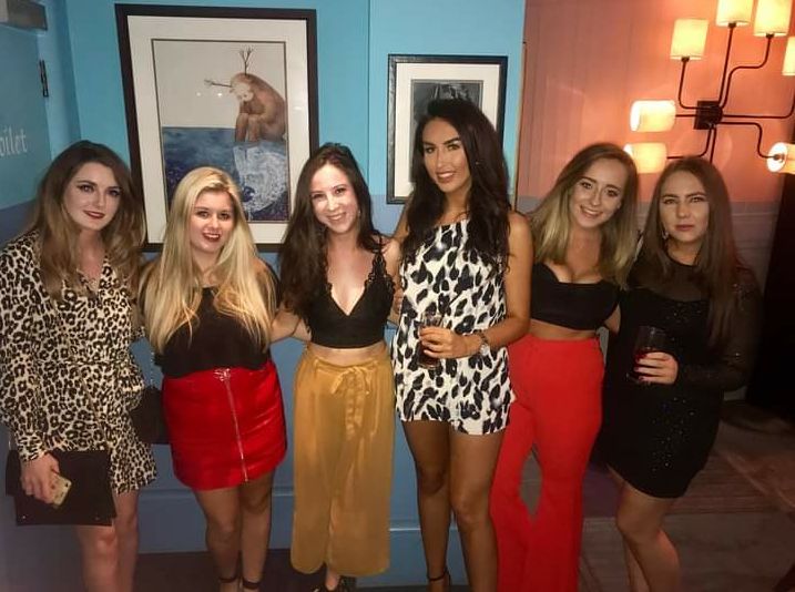 Party gals | Scrolller