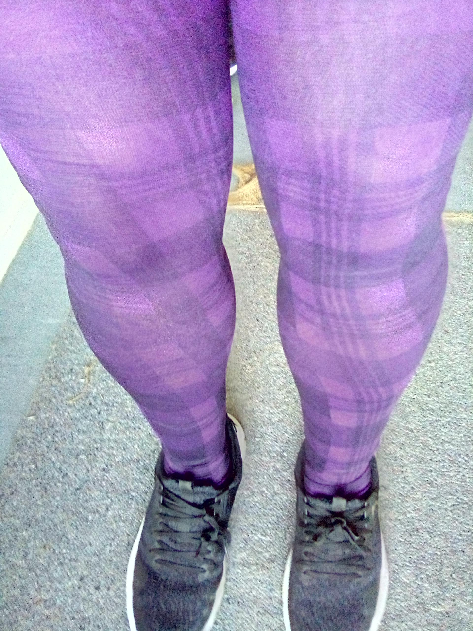 Patterned legs. | Scrolller