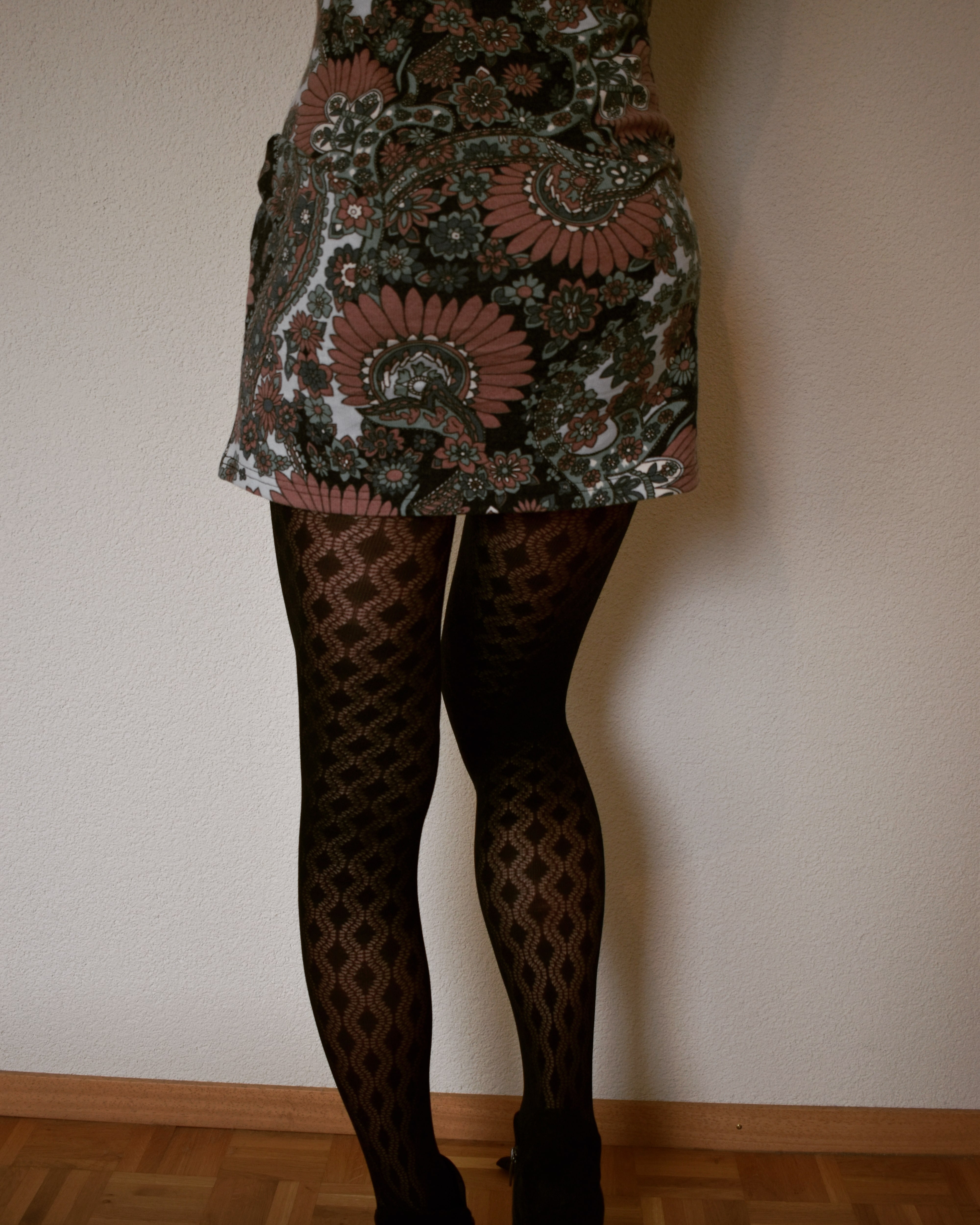 Patterned tights and vintage dress | Scrolller
