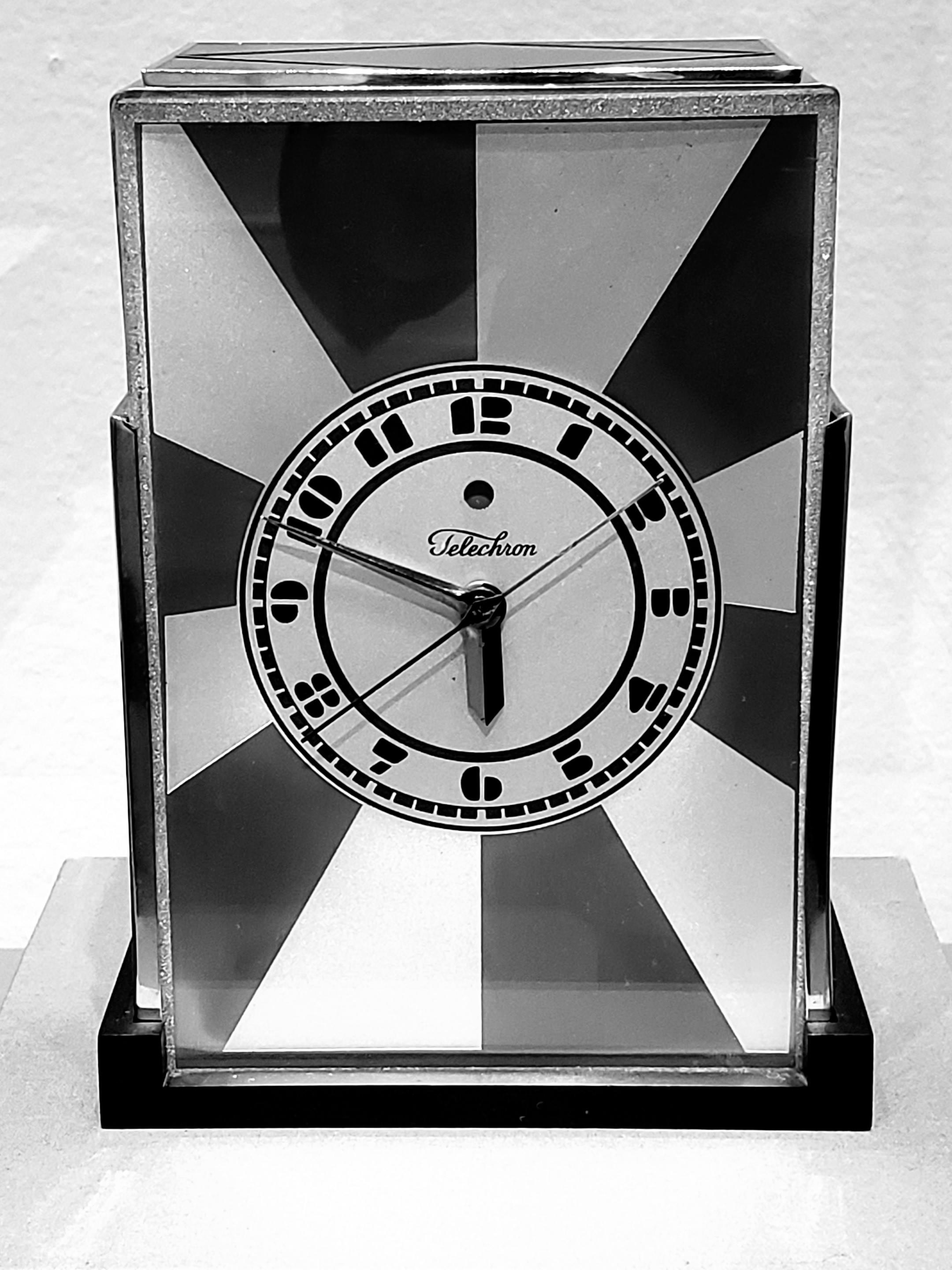 Paul T. Frankl 1928 @ Art Institute of Chicago | Scrolller