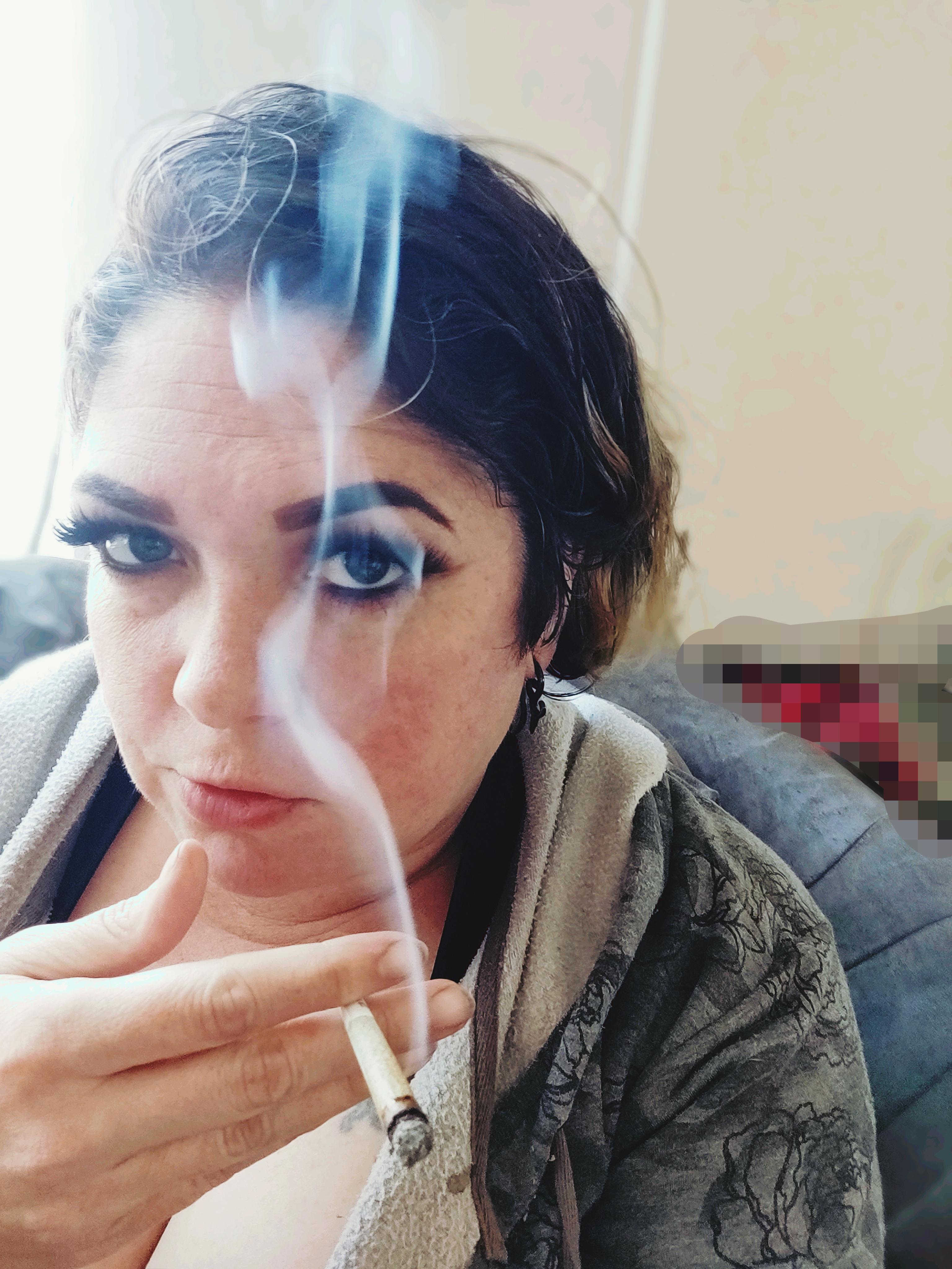 Pause for the cause... | Scrolller