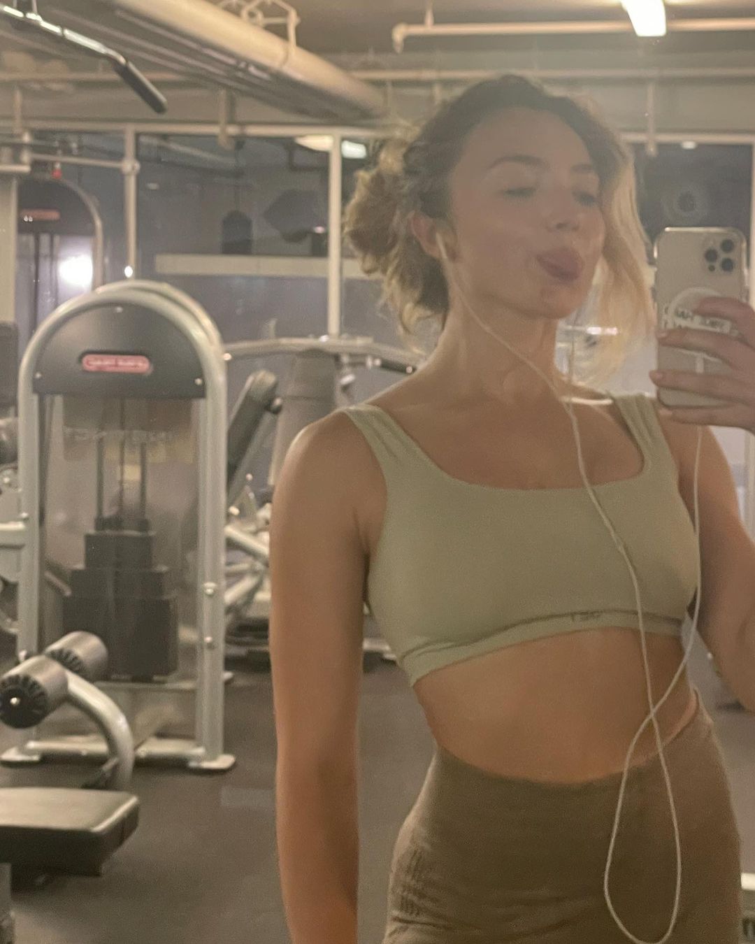 Payton List | Scrolller