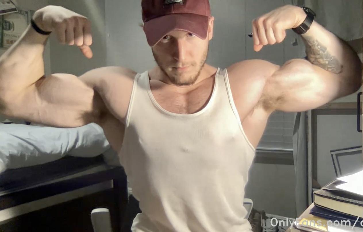 Tall Muscle | Scrolller