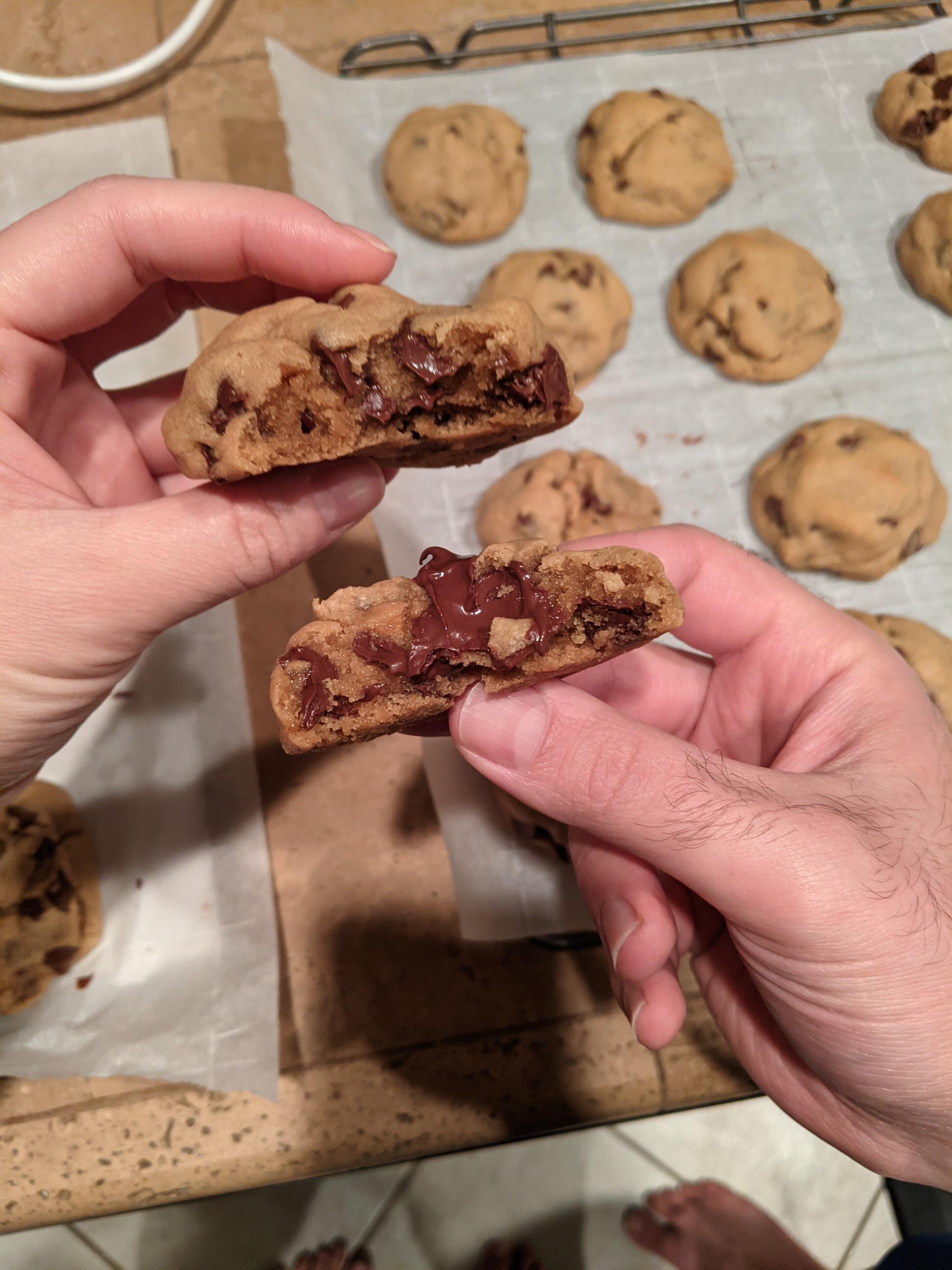 Peanut butter chocolate chip cookies | Scrolller