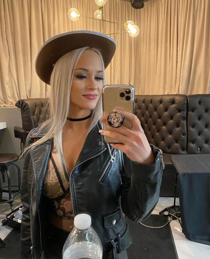 Penelope Ford | Scrolller