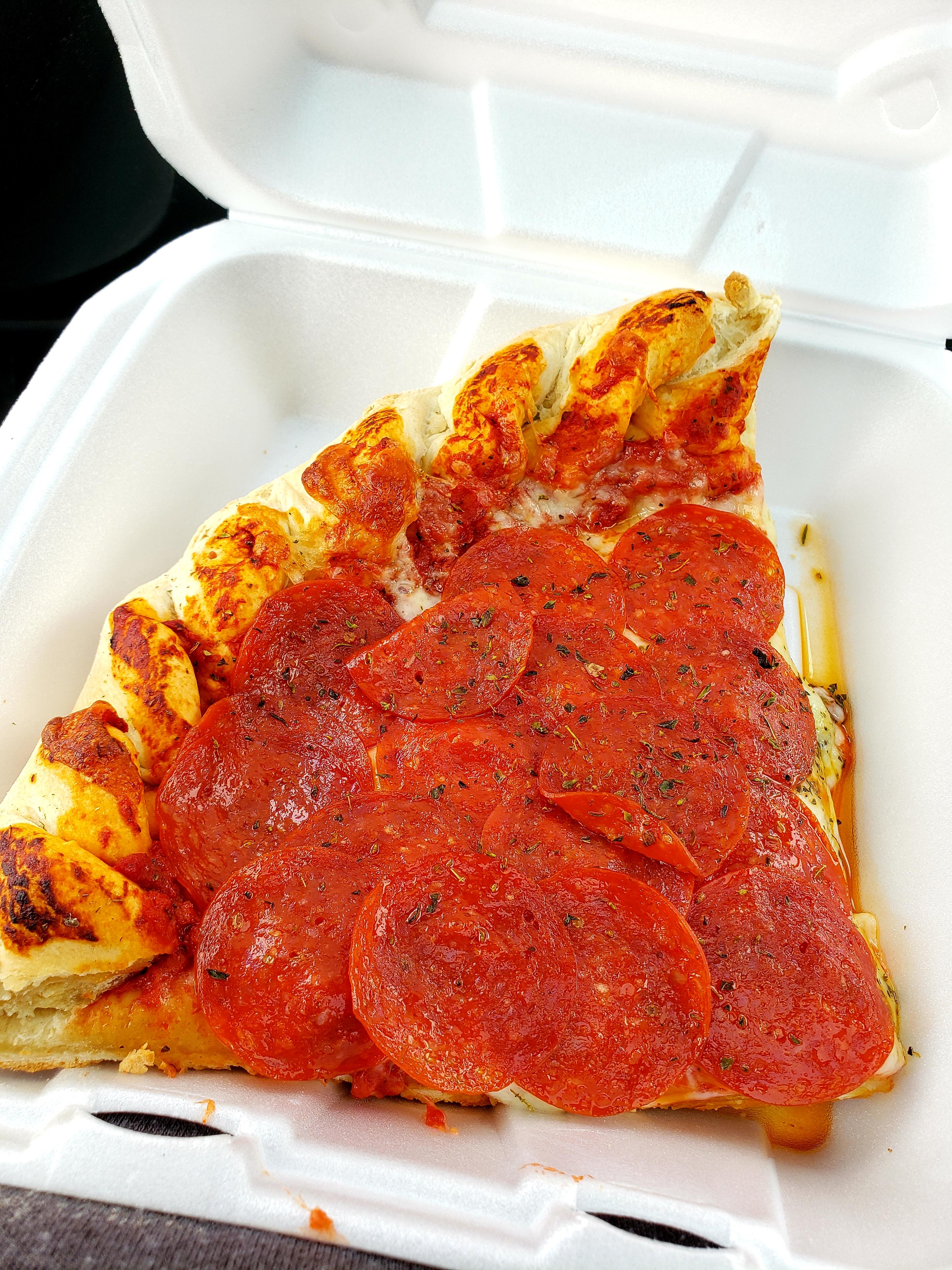 Pepperoni Pizza Slice [OC] | Scrolller