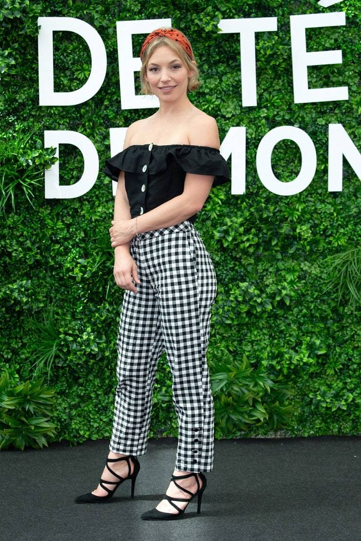 Perdita Weeks | Scrolller