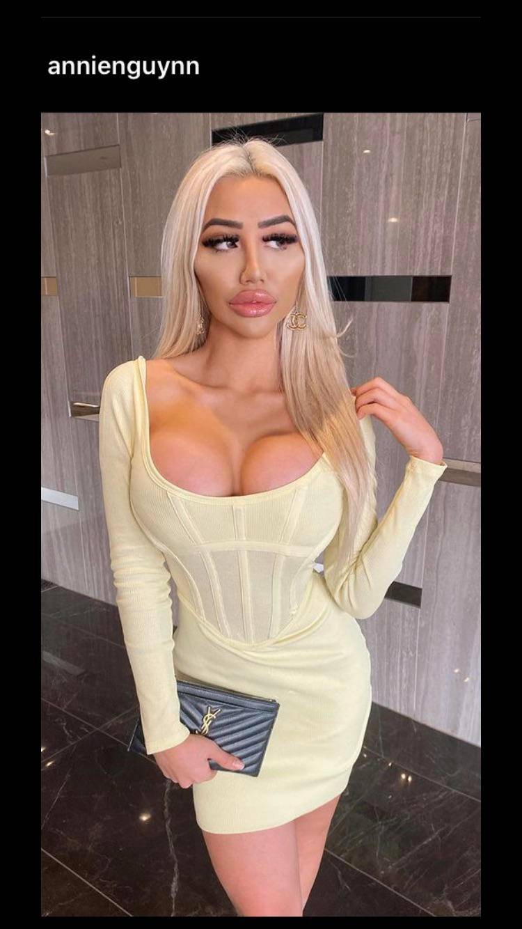 Perfect doll Annie | Scrolller