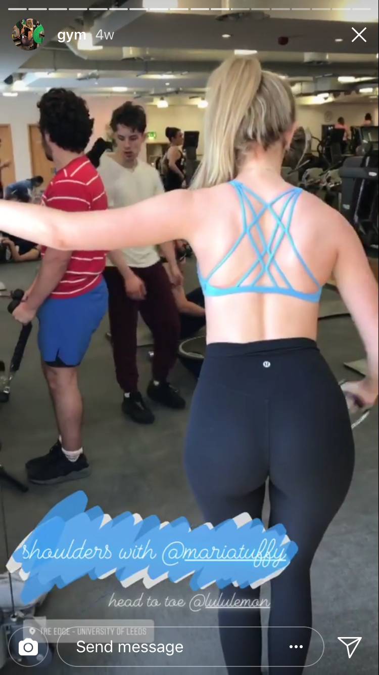 Perfect Figure | Scrolller