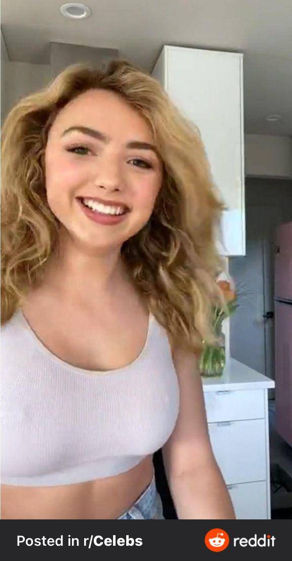 Peyton List | Scrolller