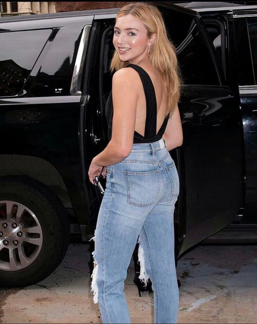 Peyton List | Scrolller