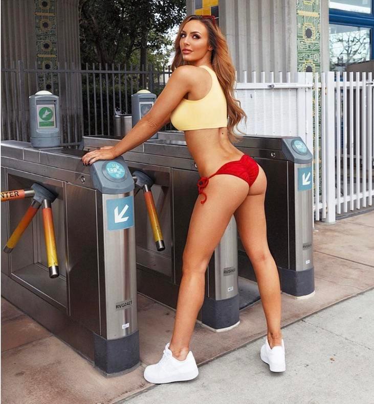 Peyton Royce | Scrolller