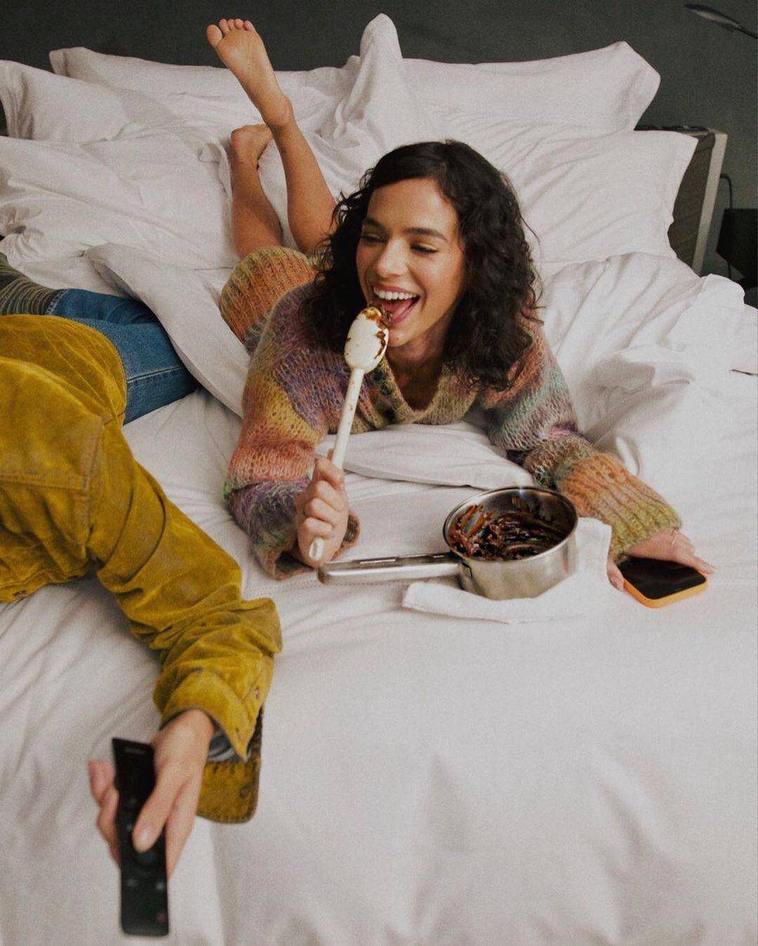 Pezinhos Bruna Marquezine | Scrolller