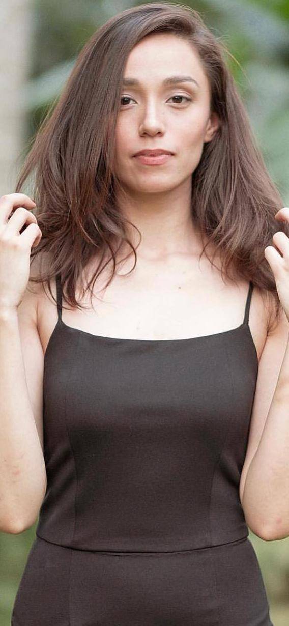 Phoebe walker | Scrolller