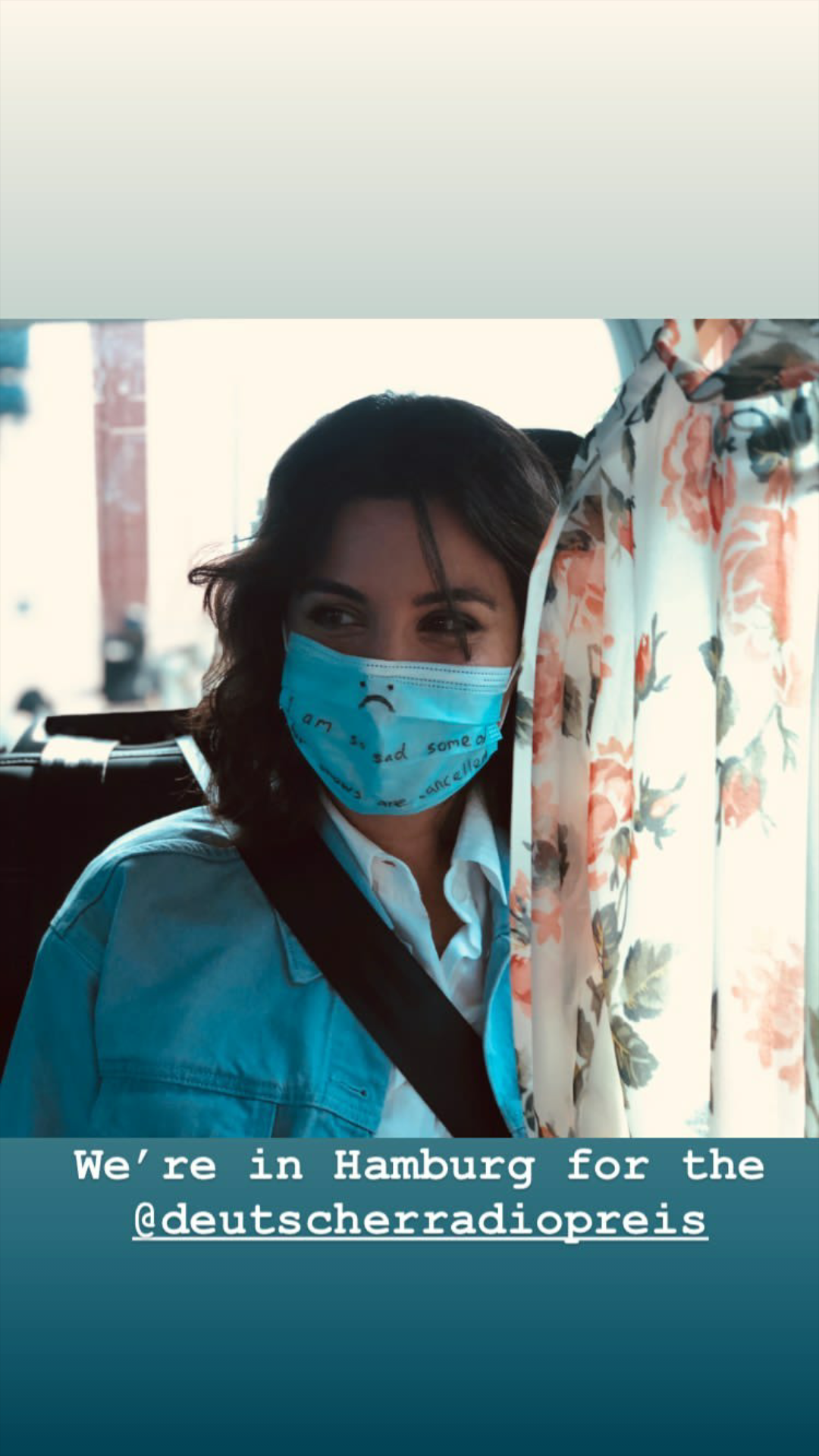 Pic of katie arriving in hamburg for the Deutscher Radiopreis | Scrolller