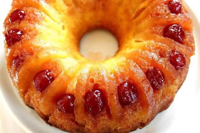 Pineapple upside down Bundt cake | Scrolller