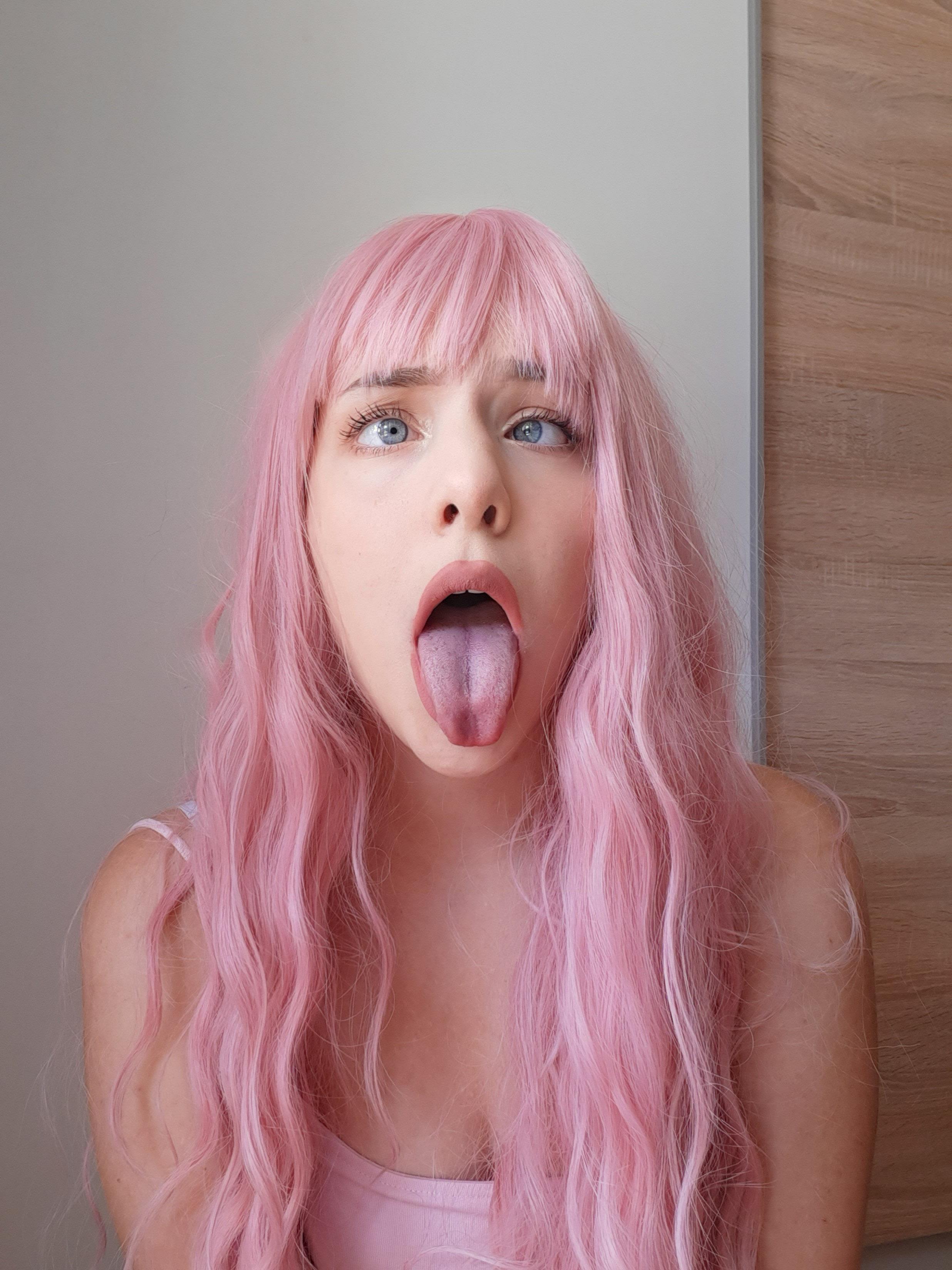 Pink ahegao 💕 | Scrolller
