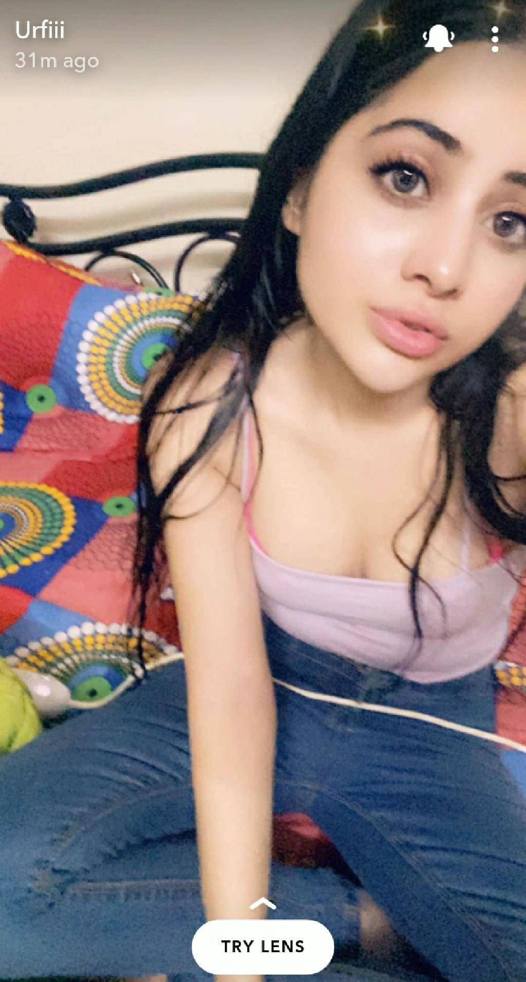 Pink camisole | Scrolller