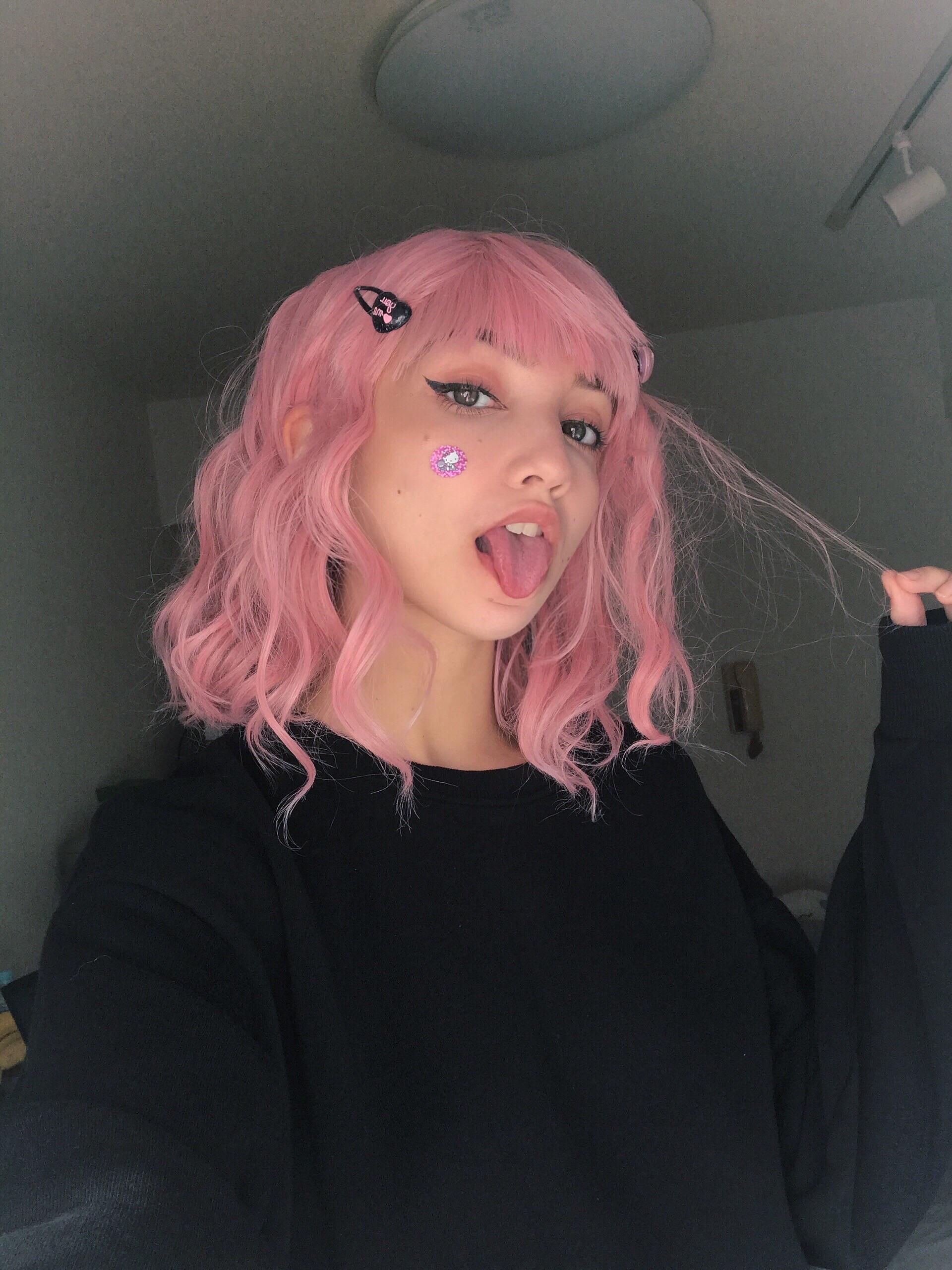 pink wig 😍 | Scrolller