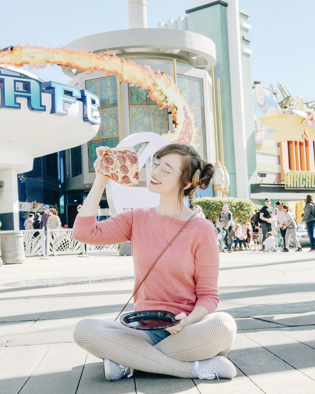 Pizza at Universal | Scrolller