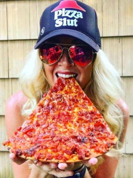 Pizza Hut's new mascot caw caw | Scrolller