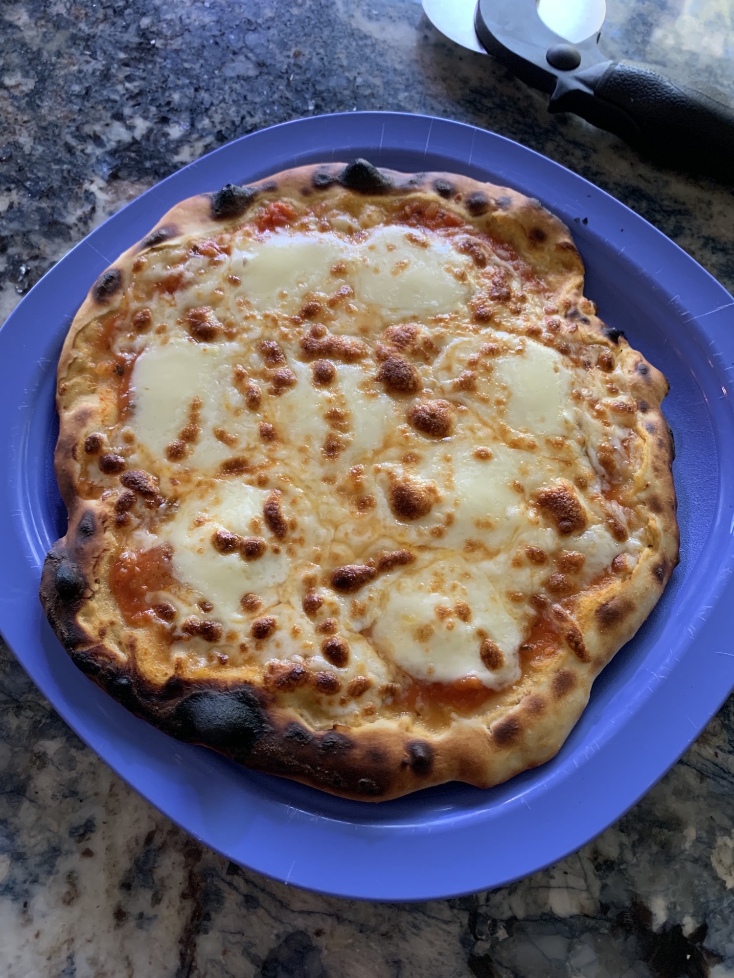 Pizza night - Ooni Koda cheese pizza | Scrolller