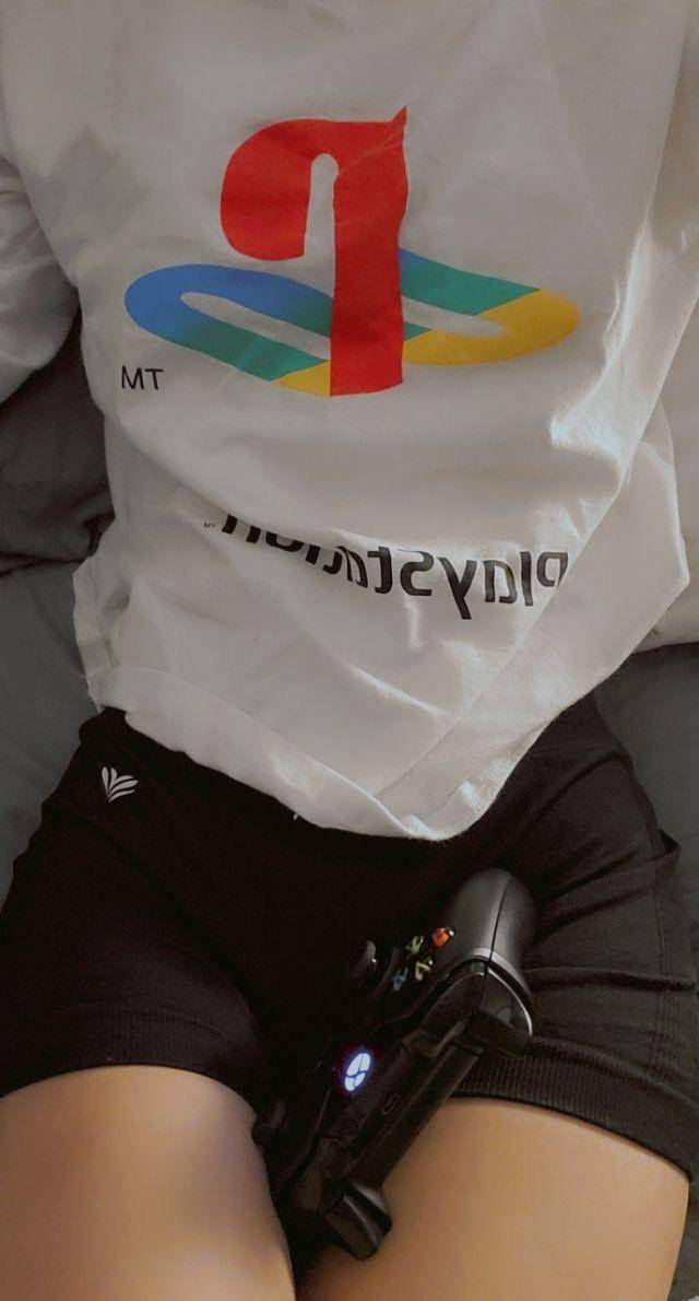 PlayStation or Xbox | Scrolller