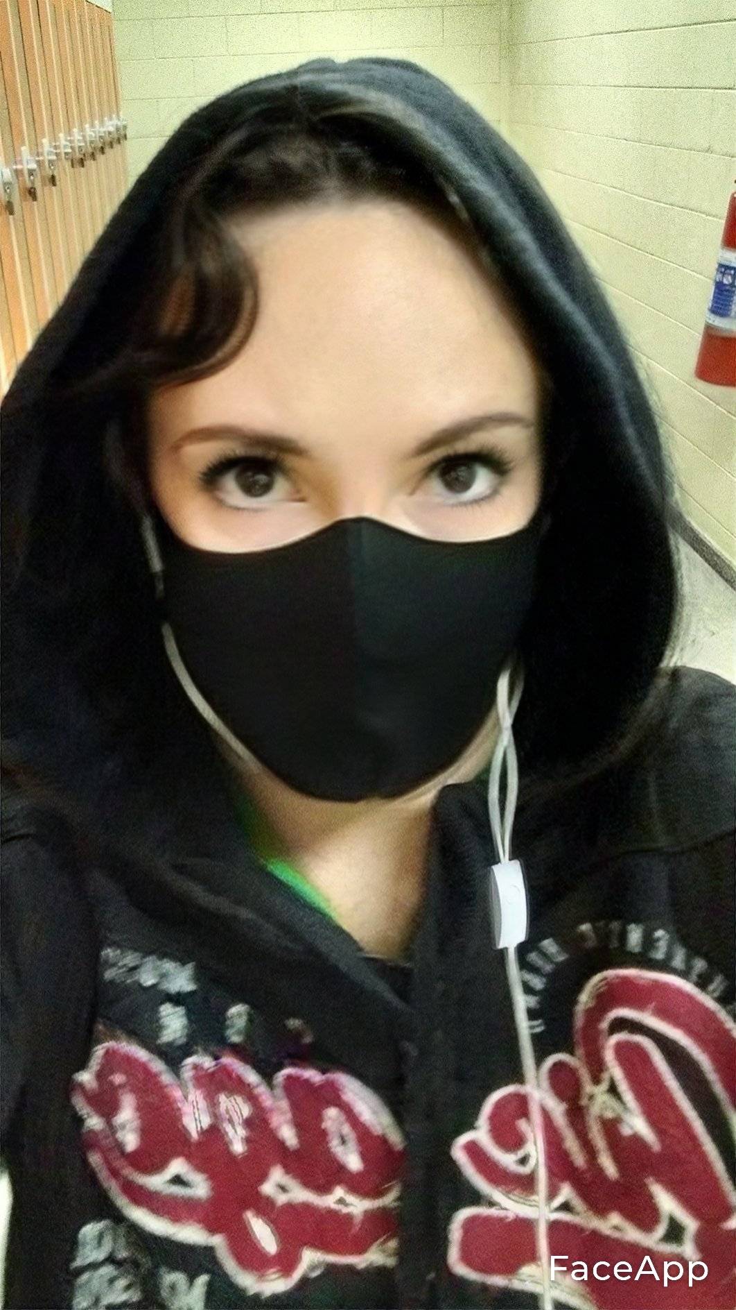 Please always keep it safe | Scrolller