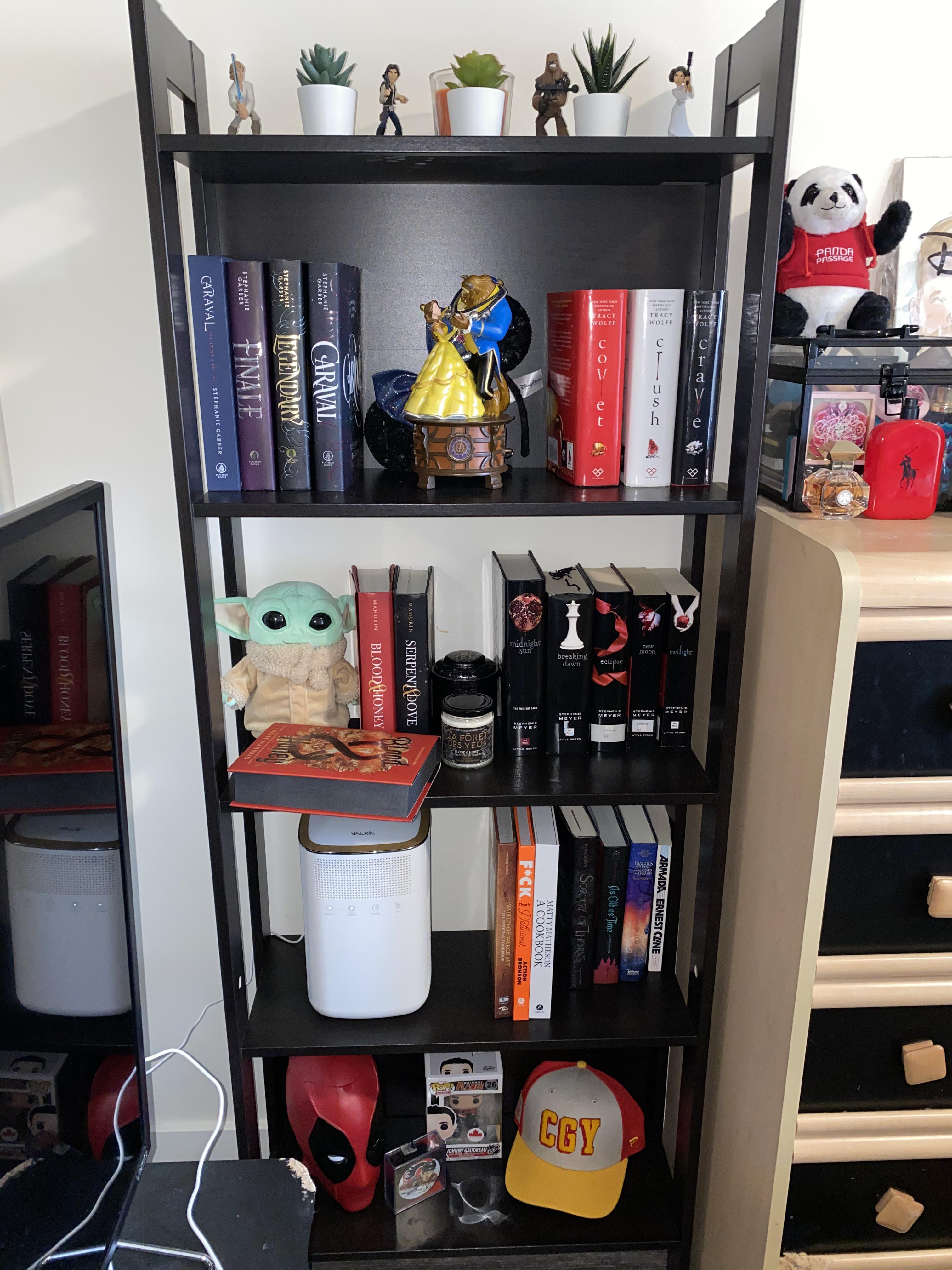 Please appreciate my first bookshelf.☺️ | Scrolller