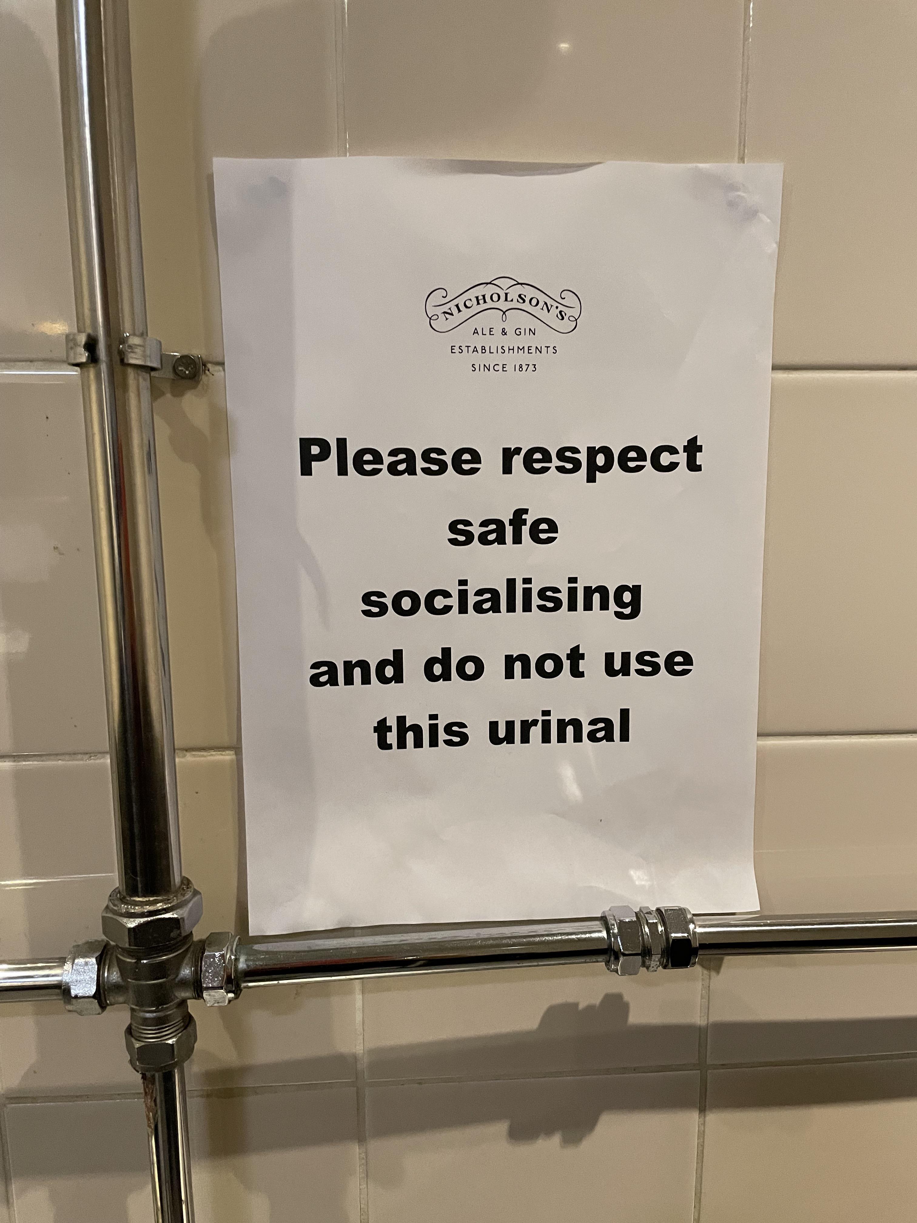 Please, do not use this urinal for socialising! | Scrolller