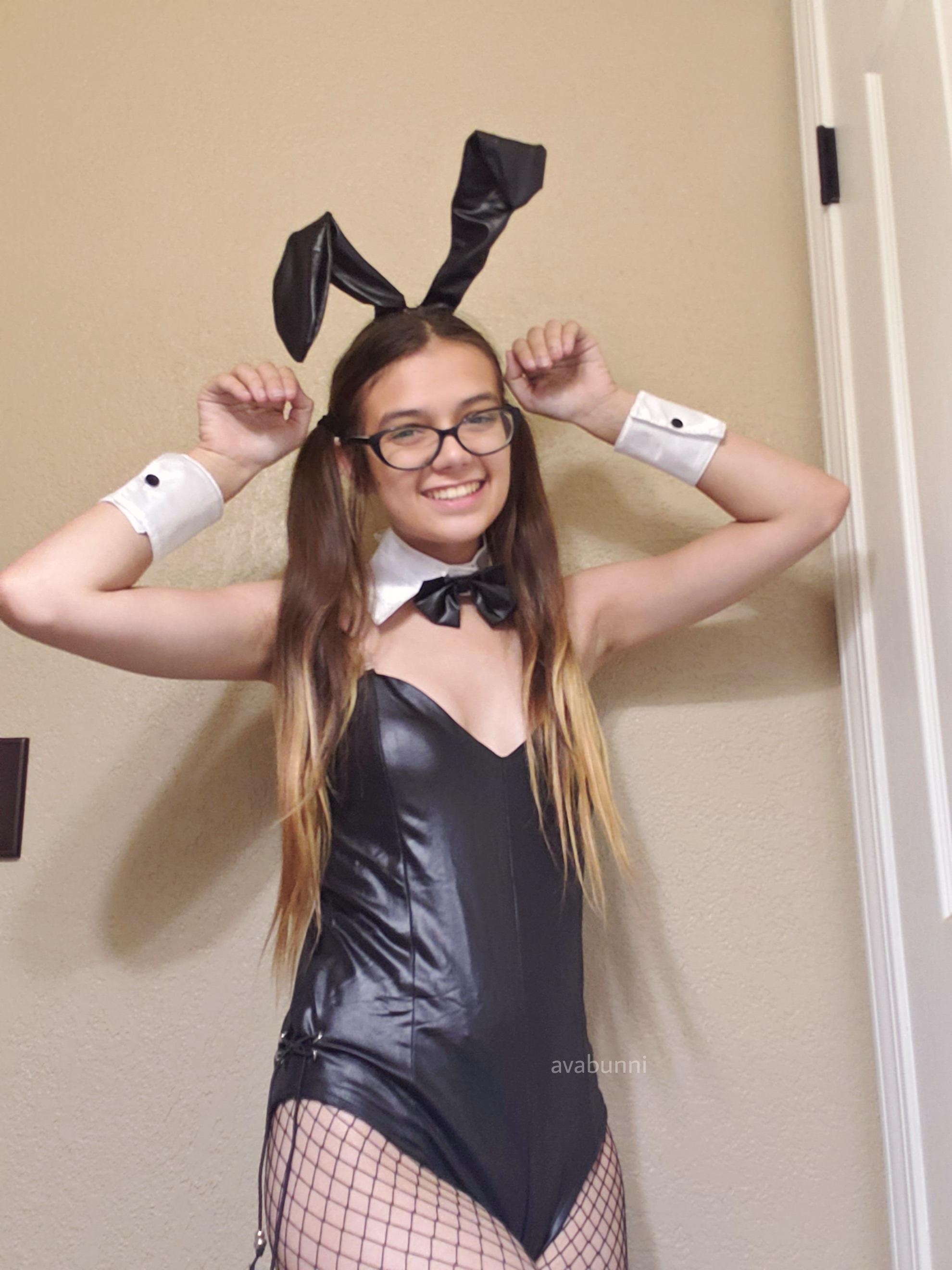 Please let me dress up for you | Scrolller