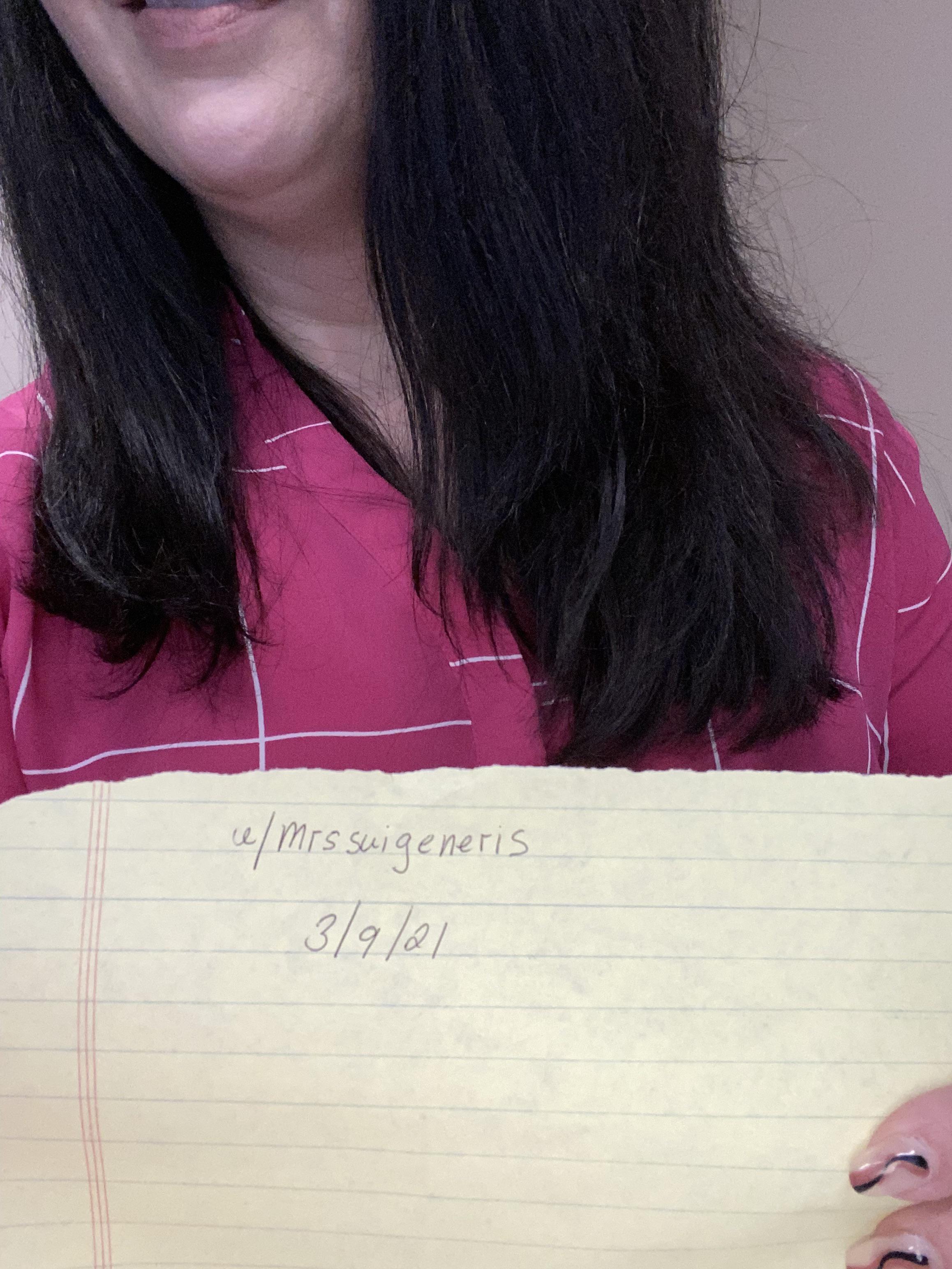 Please verify | Scrolller