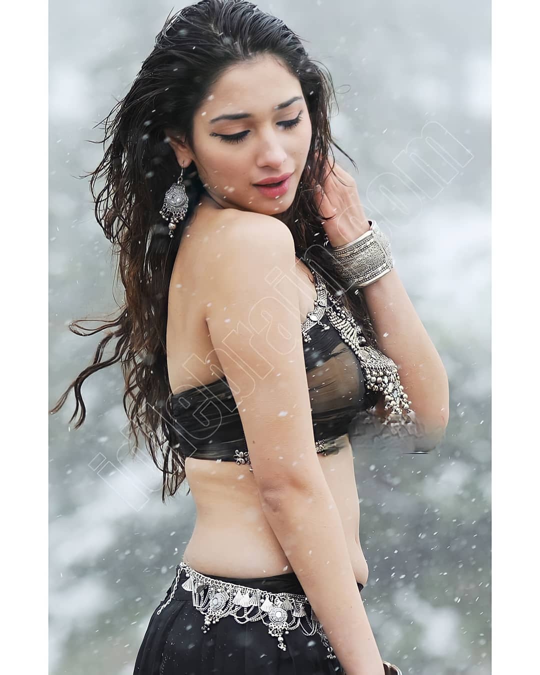 Plumper belly boing boing.... | Scrolller