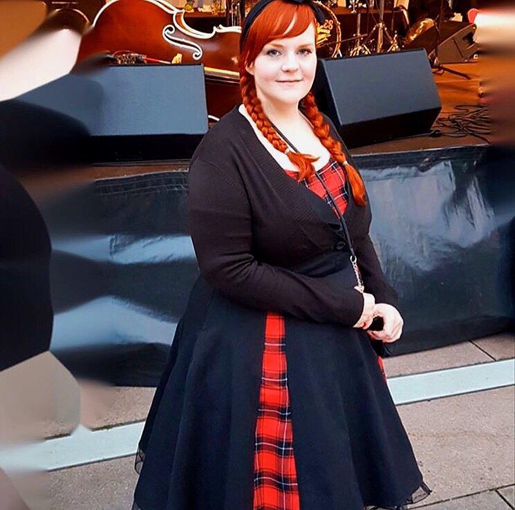 Plus size rockabilly gal 😅 | Scrolller