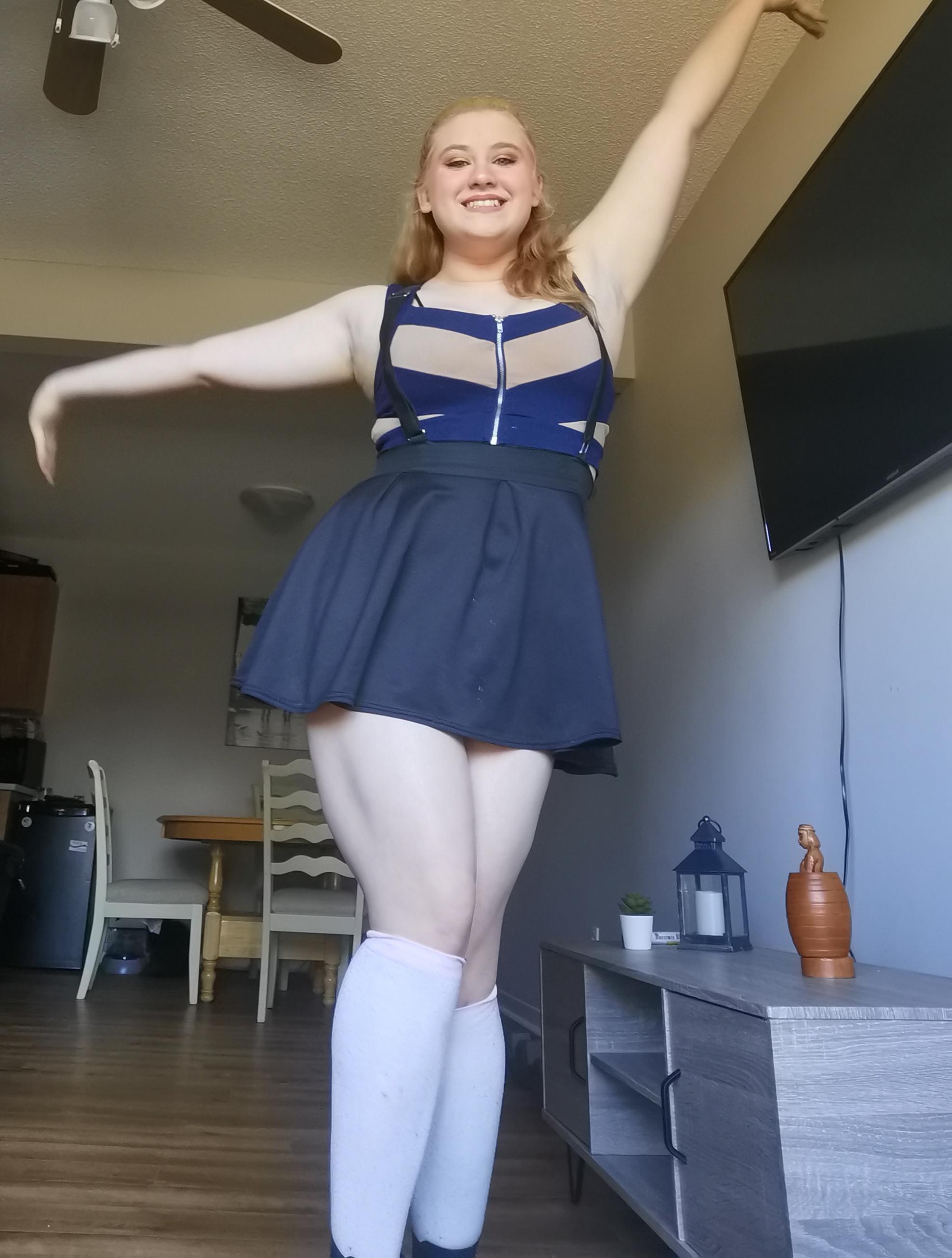 Plus sized and feeling great ! 😁 | Scrolller