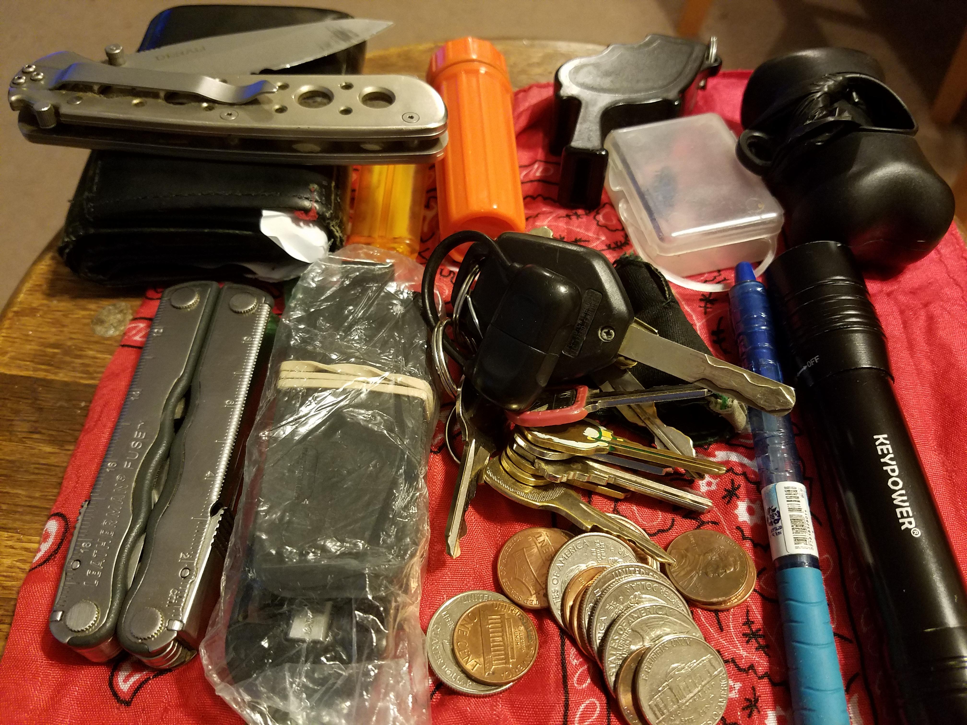 Pocket dump | Scrolller