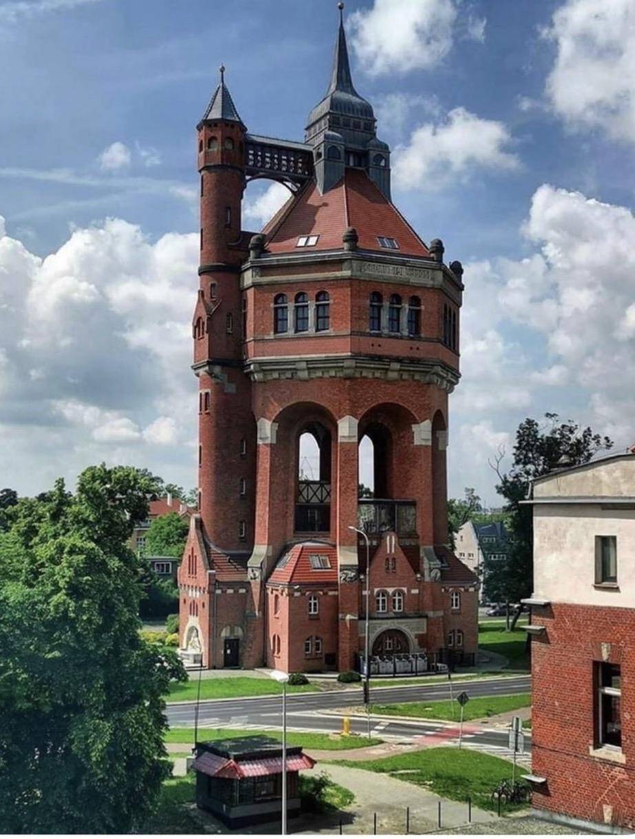 Polish water tower | Scrolller
