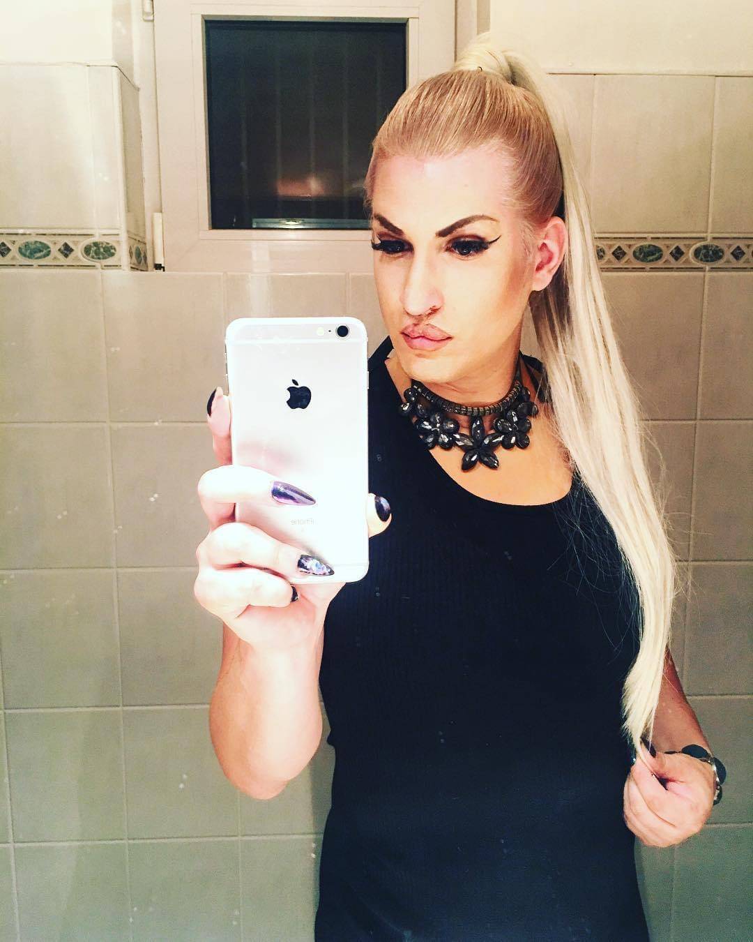 Ponytail for the win | Scrolller