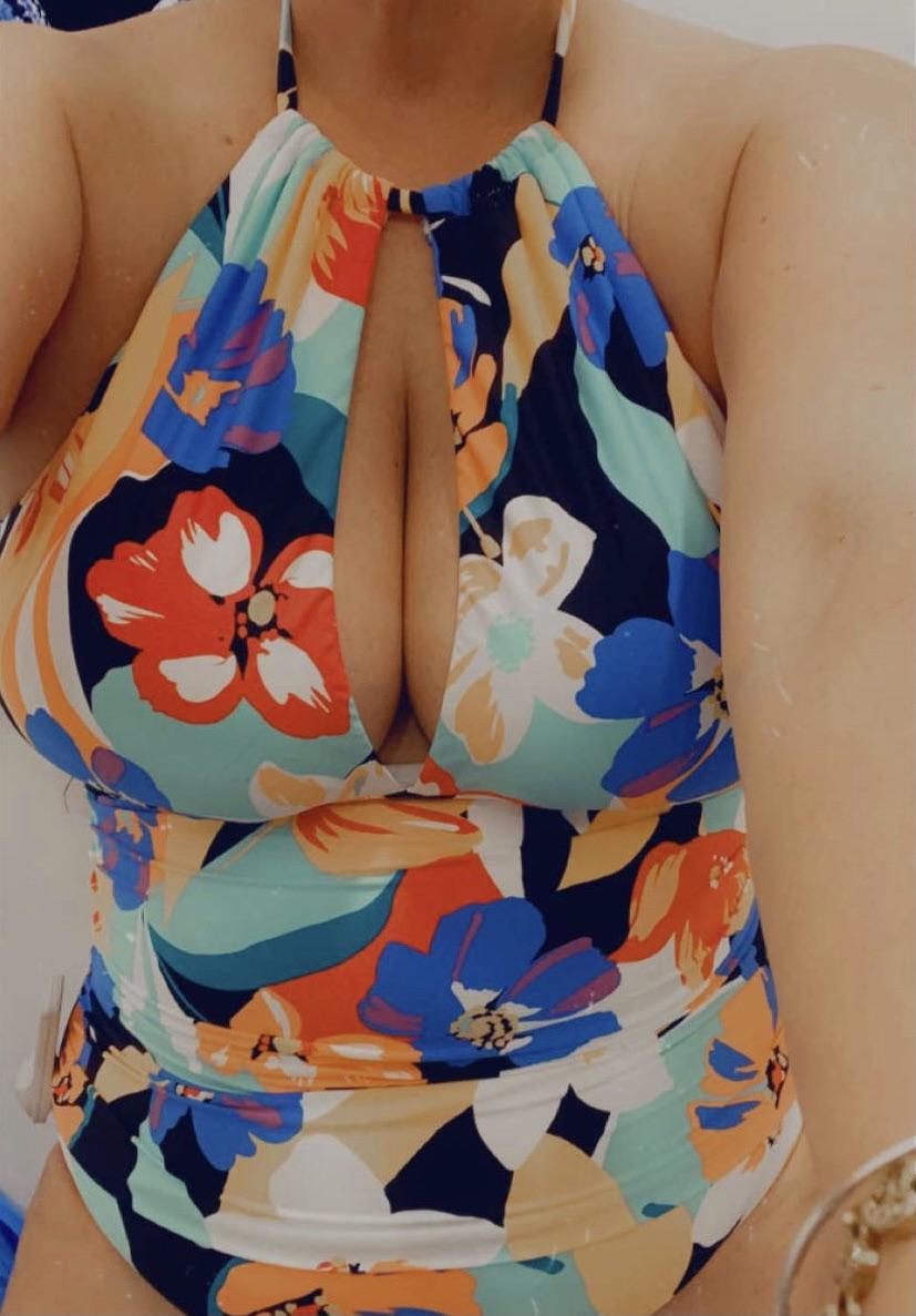 Pool day! | Scrolller