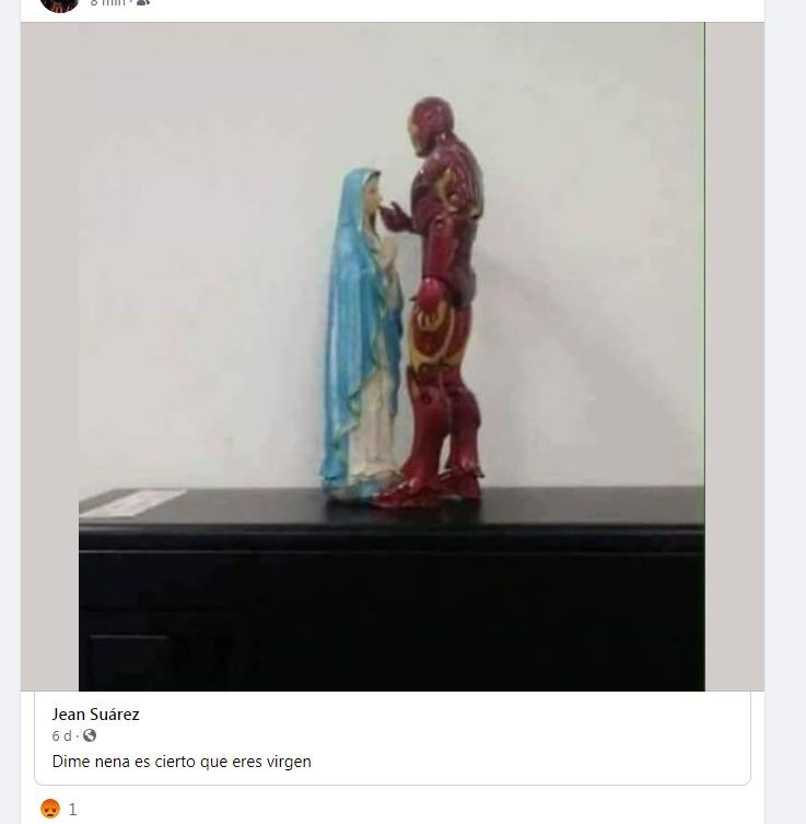 Pop the holly cherry | Scrolller