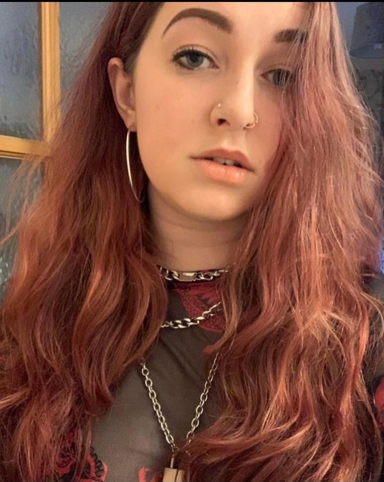 Popping in to say hiii! [25] | Scrolller