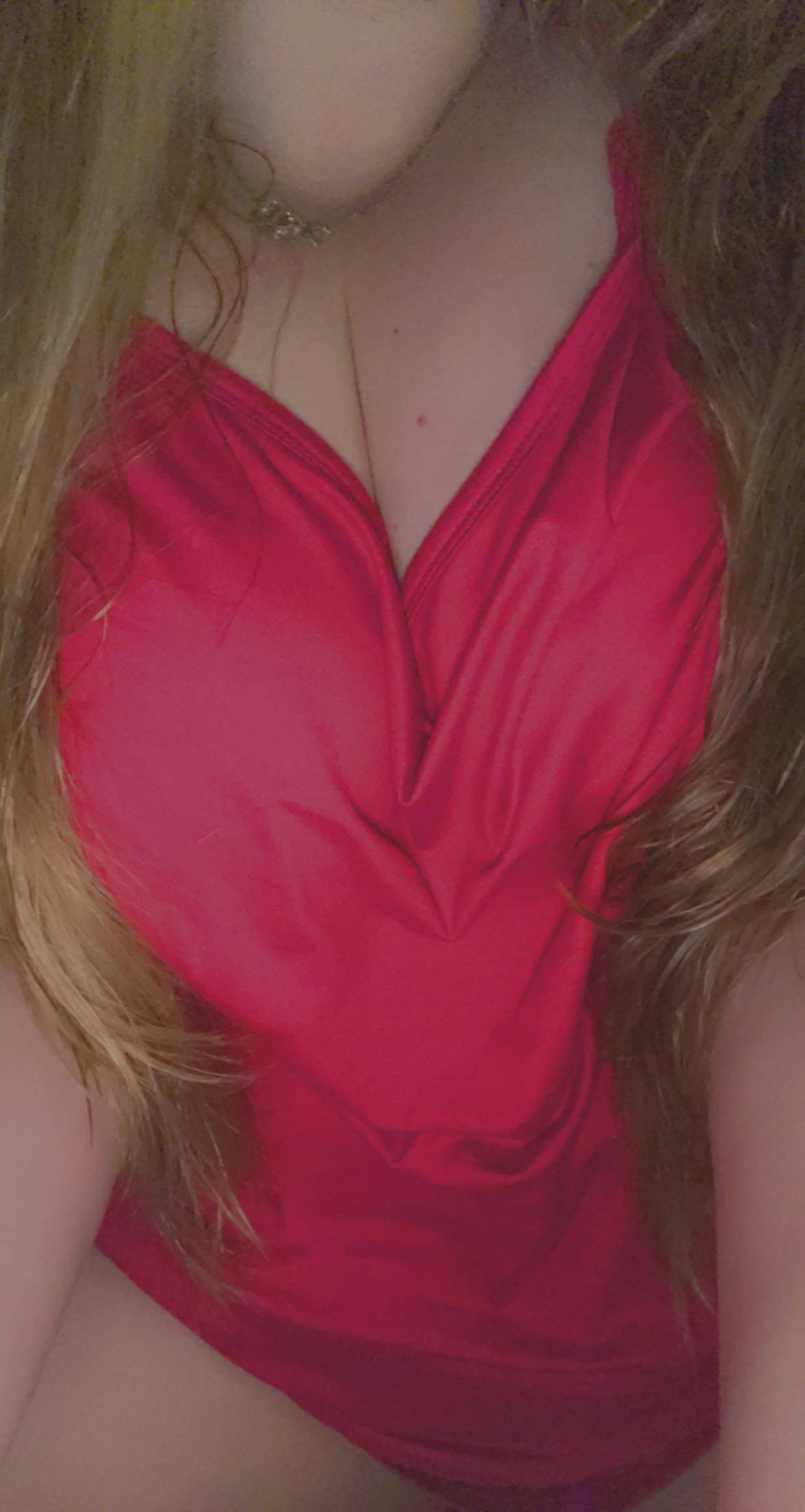 Post shower. | Scrolller