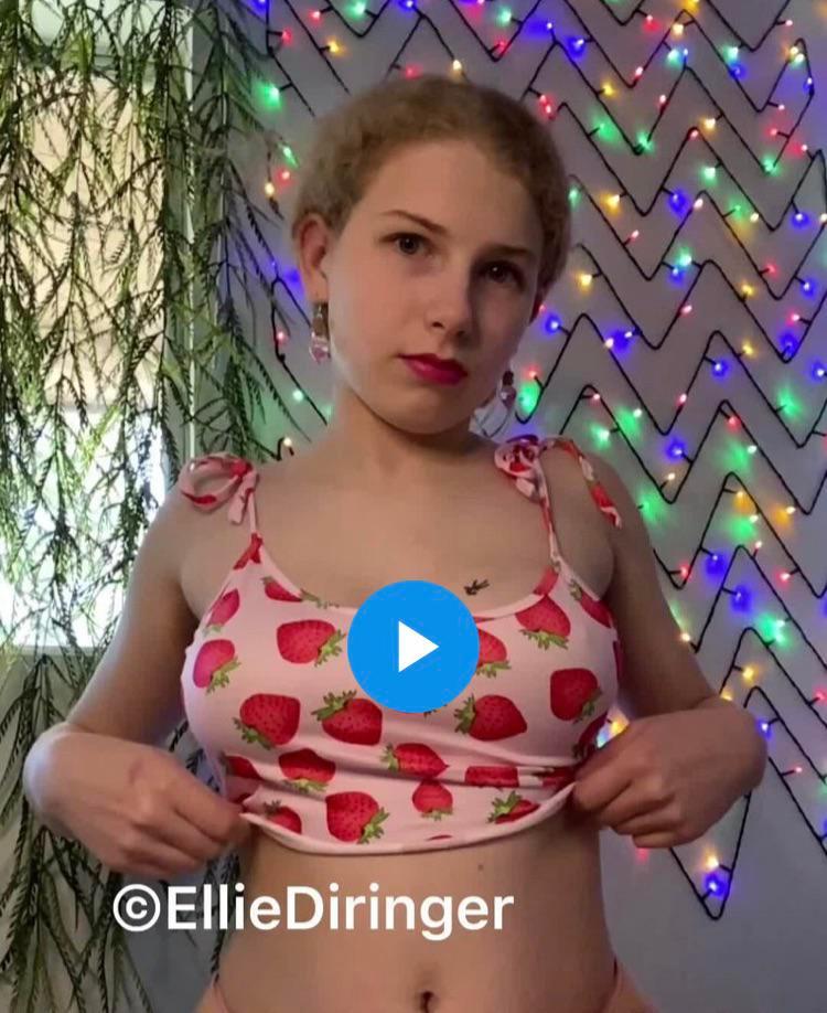Posted a titty drop teaser to OF | Scrolller